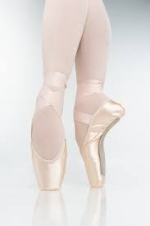 RClass 42 Flex Pointe Shoe – Bodies in Motion Dance Wear